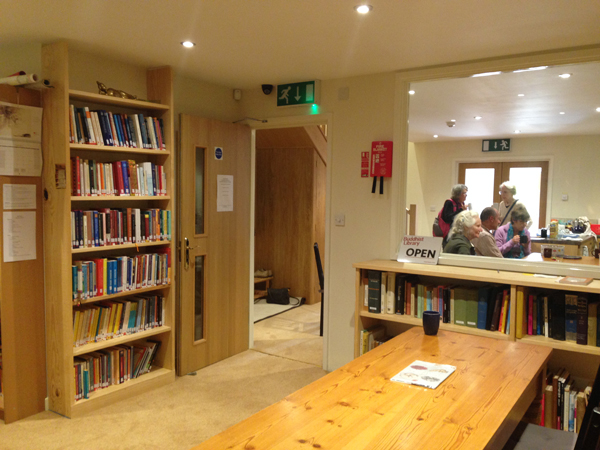 Buddhist Library – Golden Buddha Centre