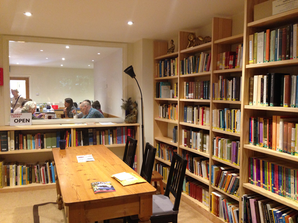 Buddhist Library – Golden Buddha Centre